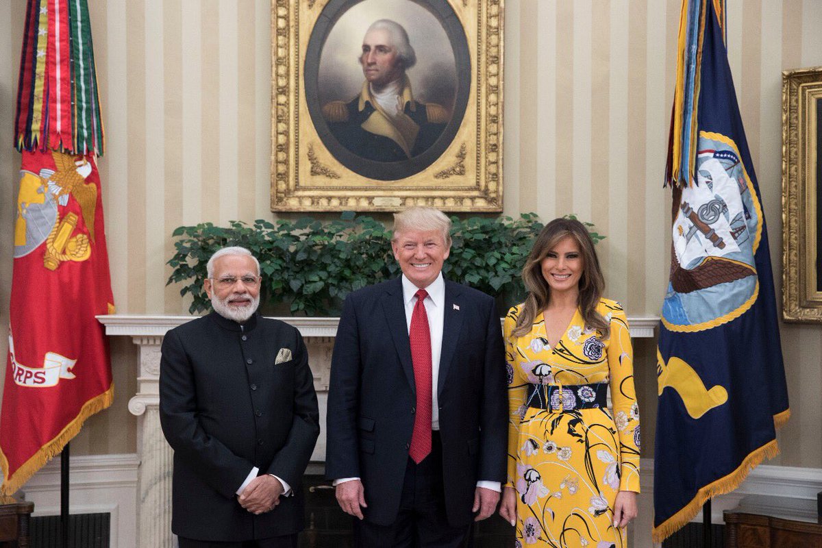 Modi enjoys dinner at Whitehouse and gets a personal tour of Trump's ...