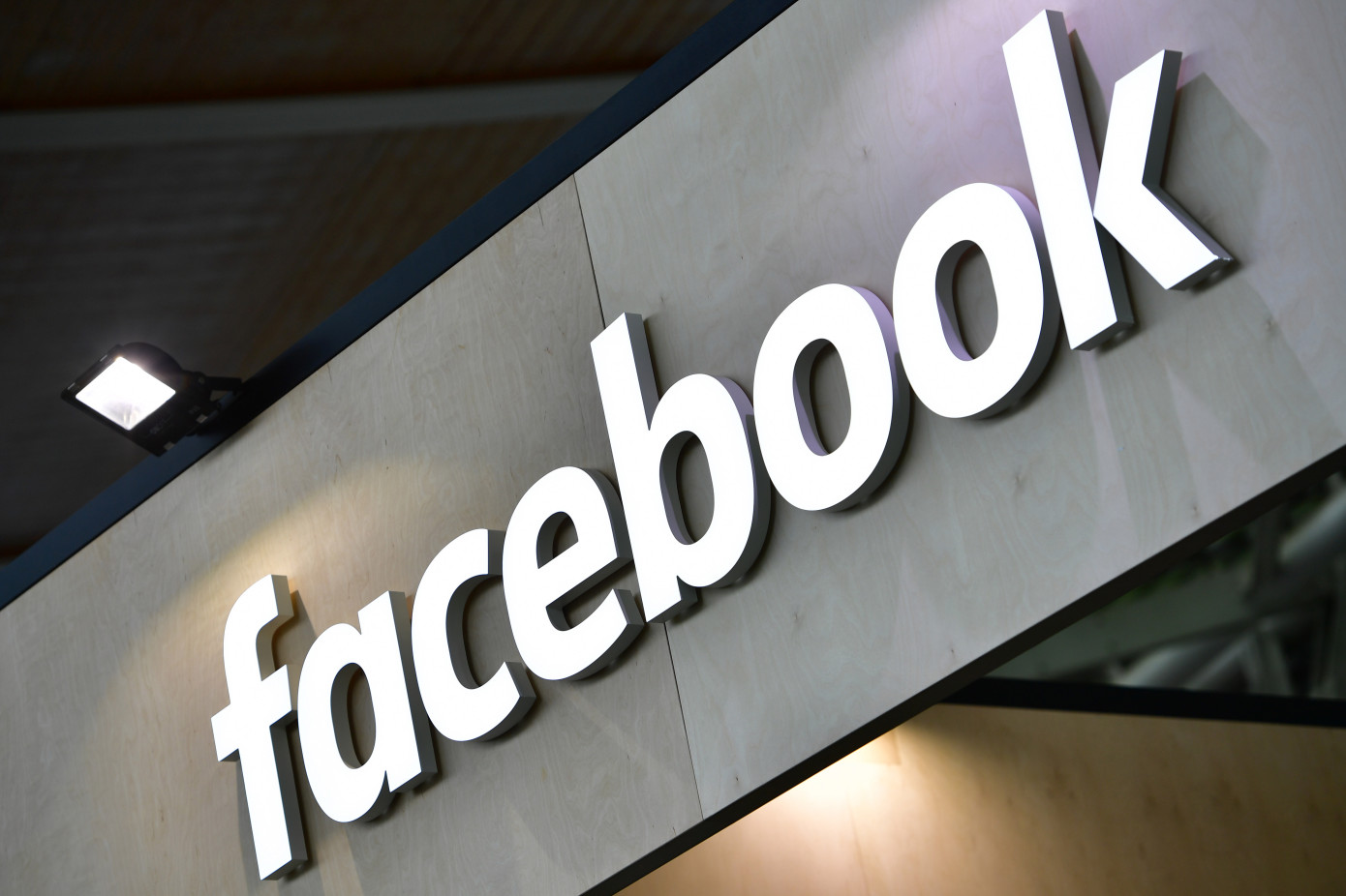 Facebook unveils its first browser API for chrome - The Indian Wire