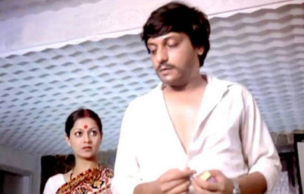 Parallel Storylines: Gharaonda (1977) & Love Per Square Foot (2018 ...