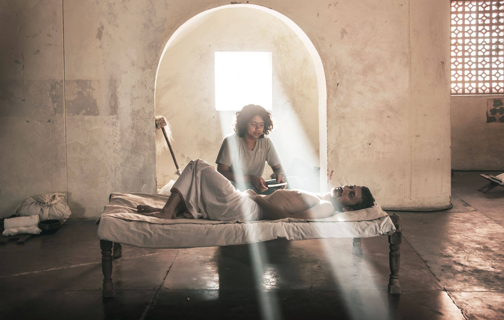 Anand Gandhi's 'Ship Of Theseus' questions our Existence! A Great Watch ...