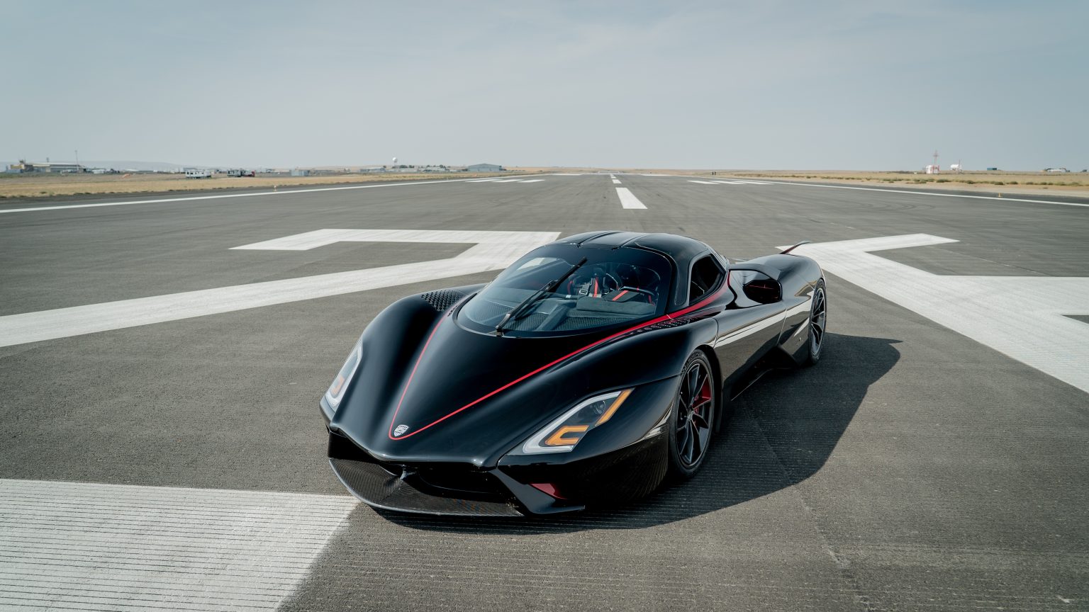 SSC Tuatara is now the fastest hypercar with top speed of 532 kmph ...