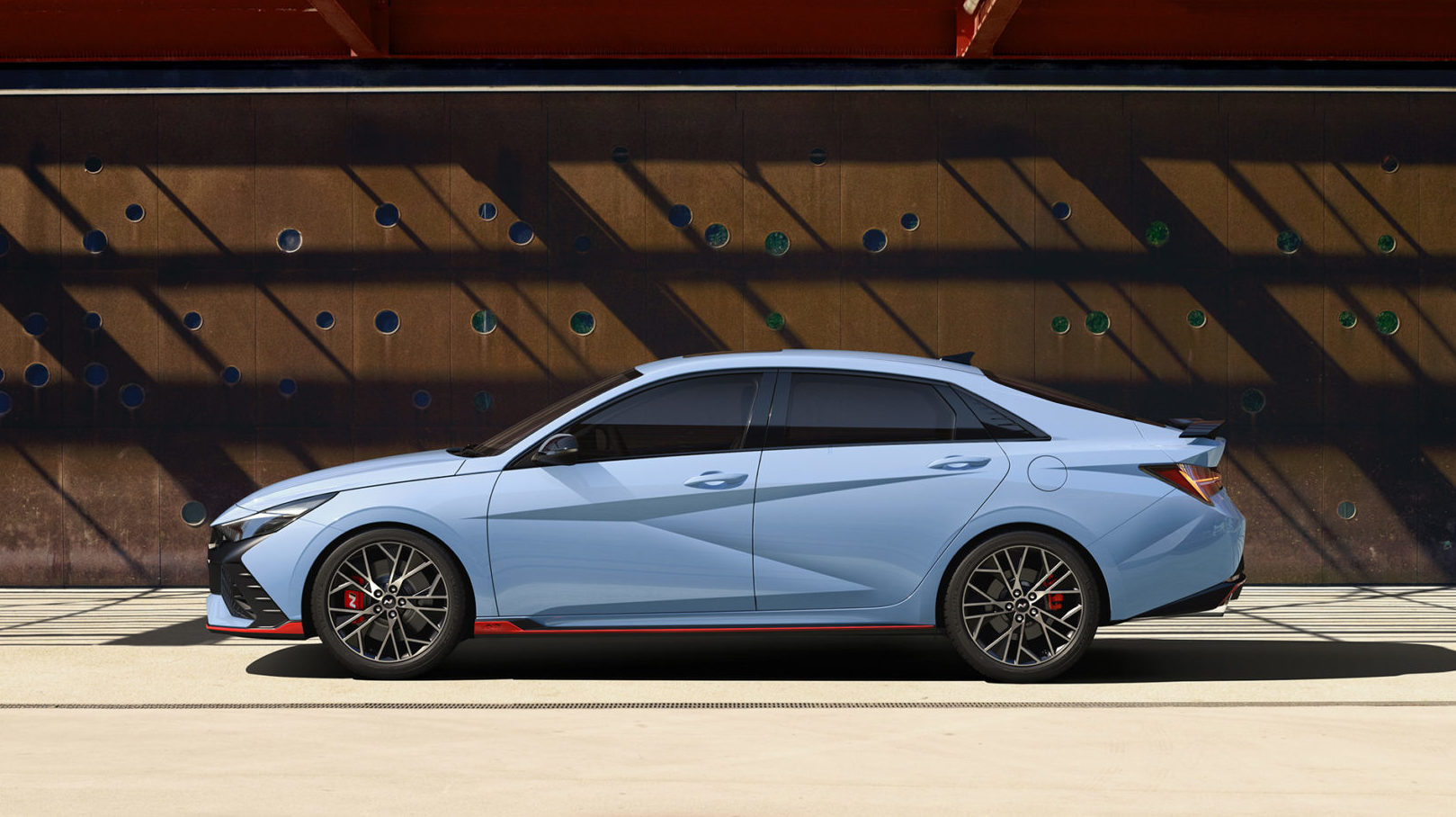 New Hyundai Elantra N Makes 276 Horsepower; Beauty Got Beast Inside ...