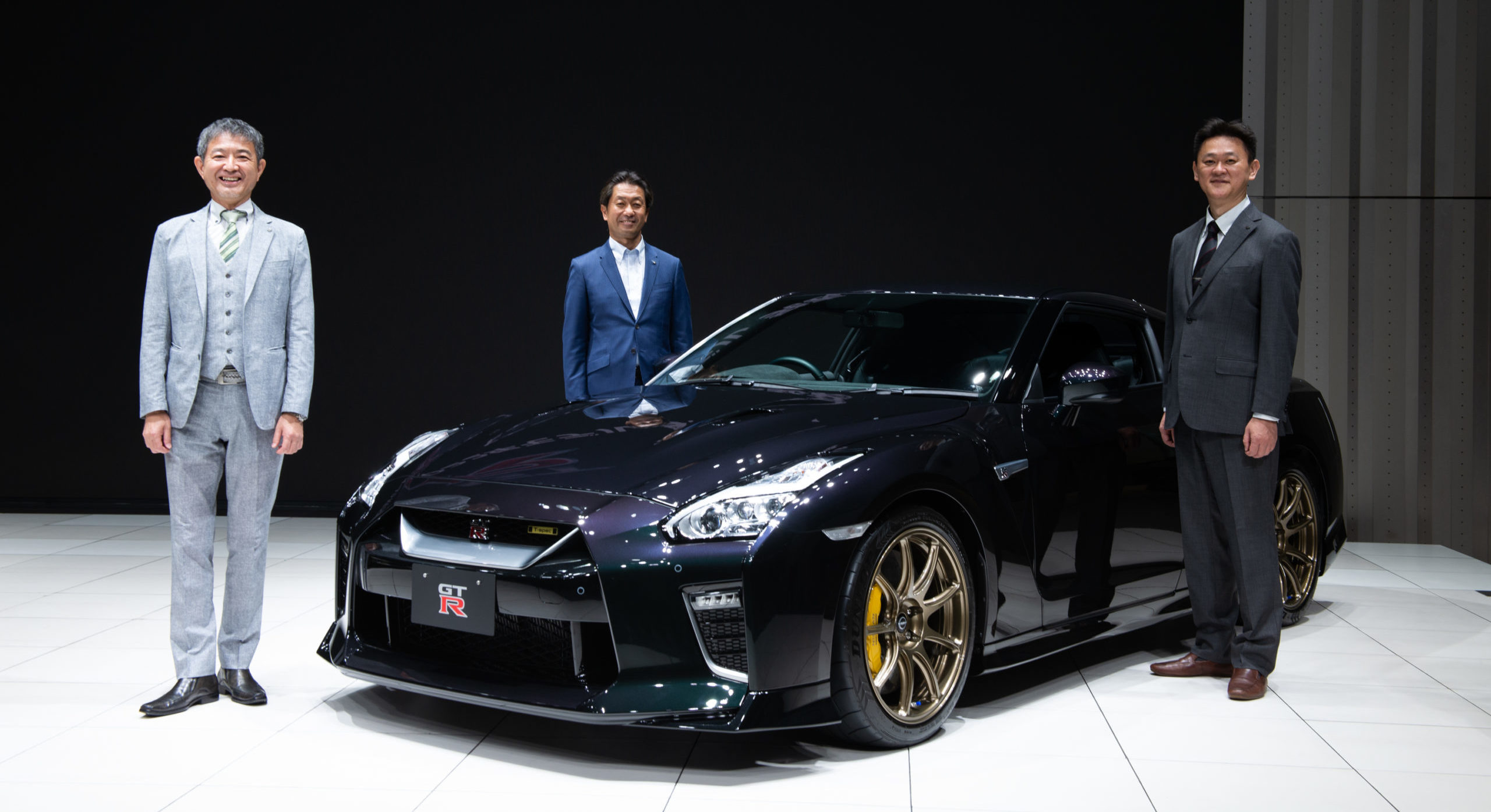 2022 Nissan GT-R Unveiled, Godzilla Returns With Two Special Editions ...