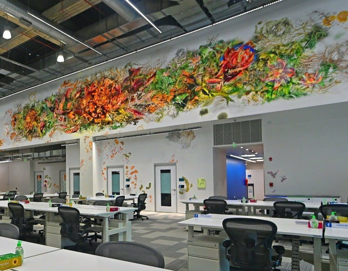 Meta opens first standalone facility in Asia in CyberHub, Gurugram ...