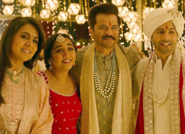 Jug Jugg Jeeyo Review: A Full-On Family Entertainer With Laughter ...