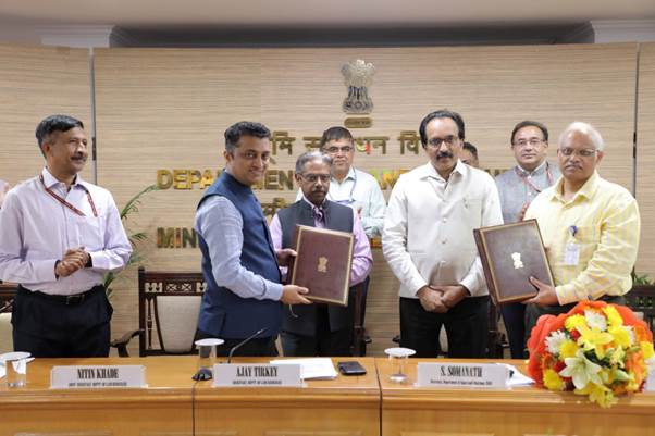 Department of Land Resources and NRSC signs MoU for Geo-Spatial project ... Department of Land Resources and NRSC signs MoU for Geo-Spatial project ...